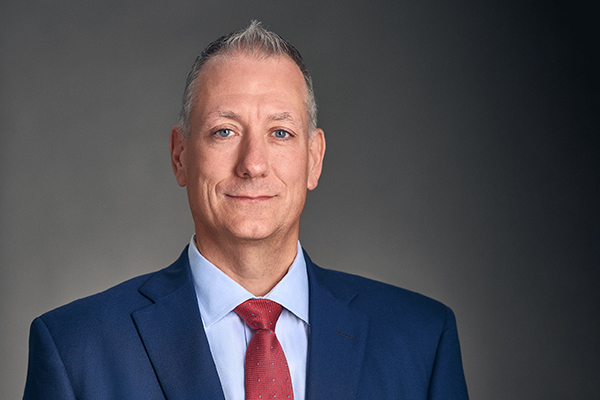 マイケル・A・ディスチェンツァ、ティムケン社副社長兼CFO